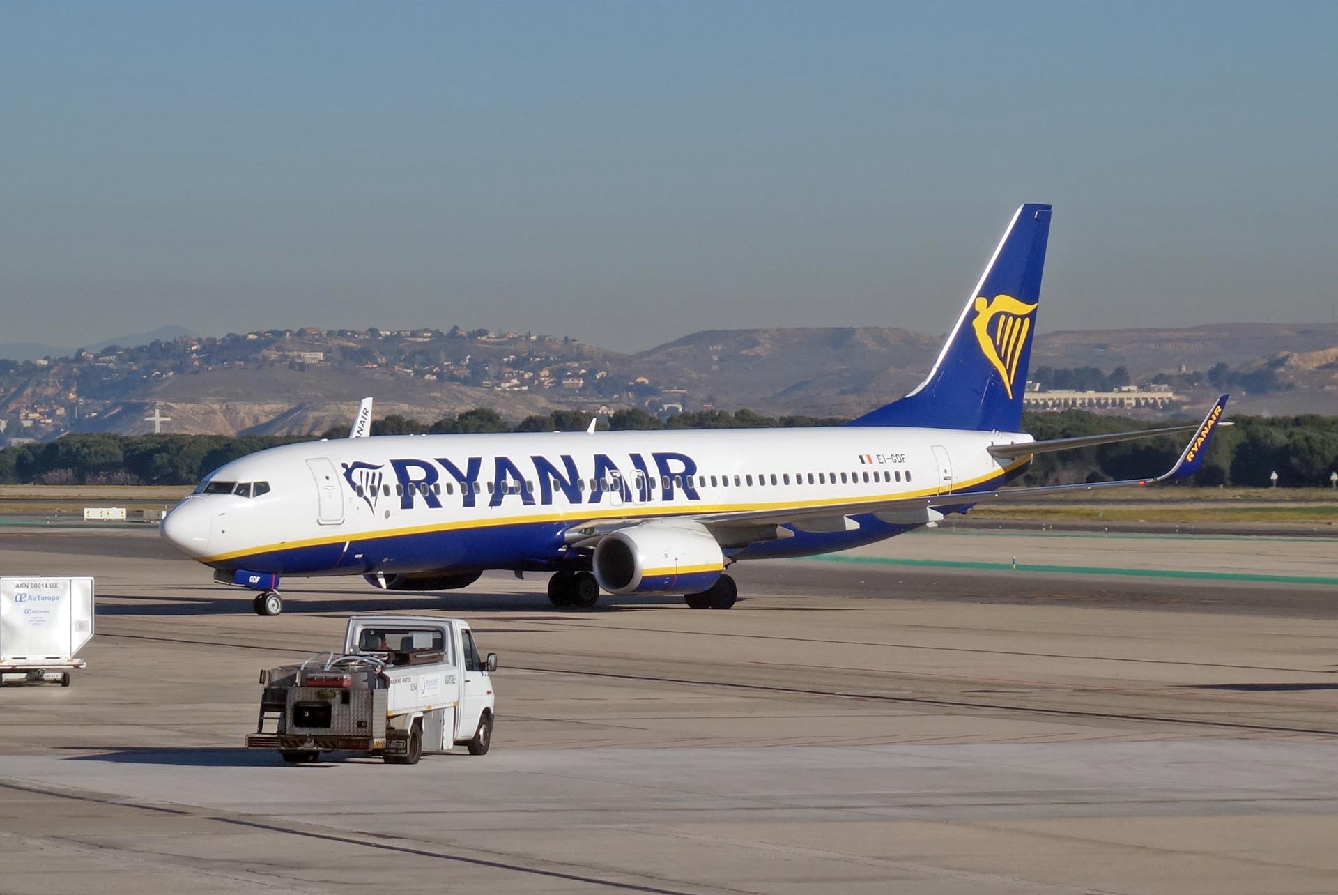 ライアンエアー Ryanair(FR/RYR) 世界の旅客機図鑑